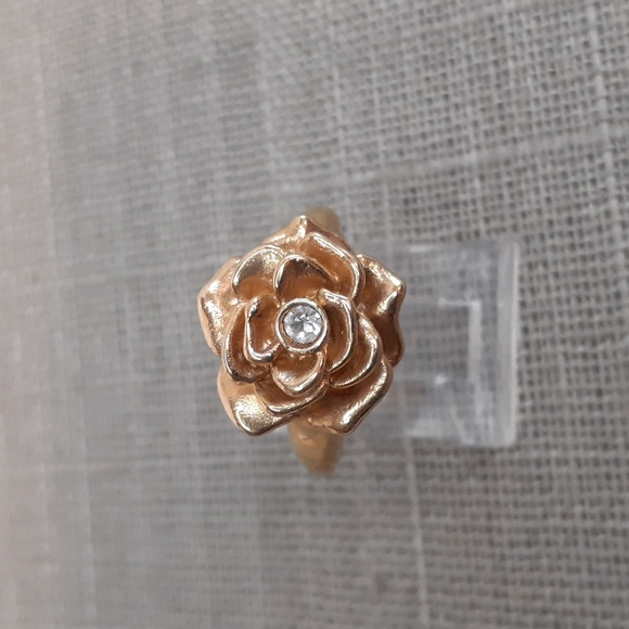 Avon | Jewelry | Avon Sculptured Rose Gold Tone Fashion Ring Size 5 ...